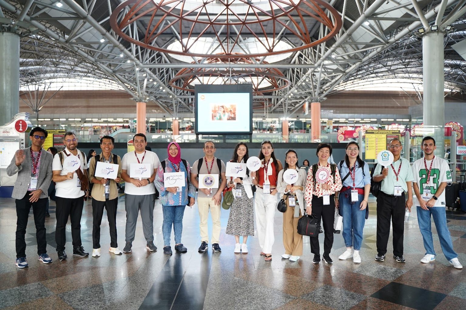 MALAYSIA A MODEL OF MUSLIM-FRIENDLY TOURISM AND HOSPITALITY FOR INTERNATIONAL TOURISM ...